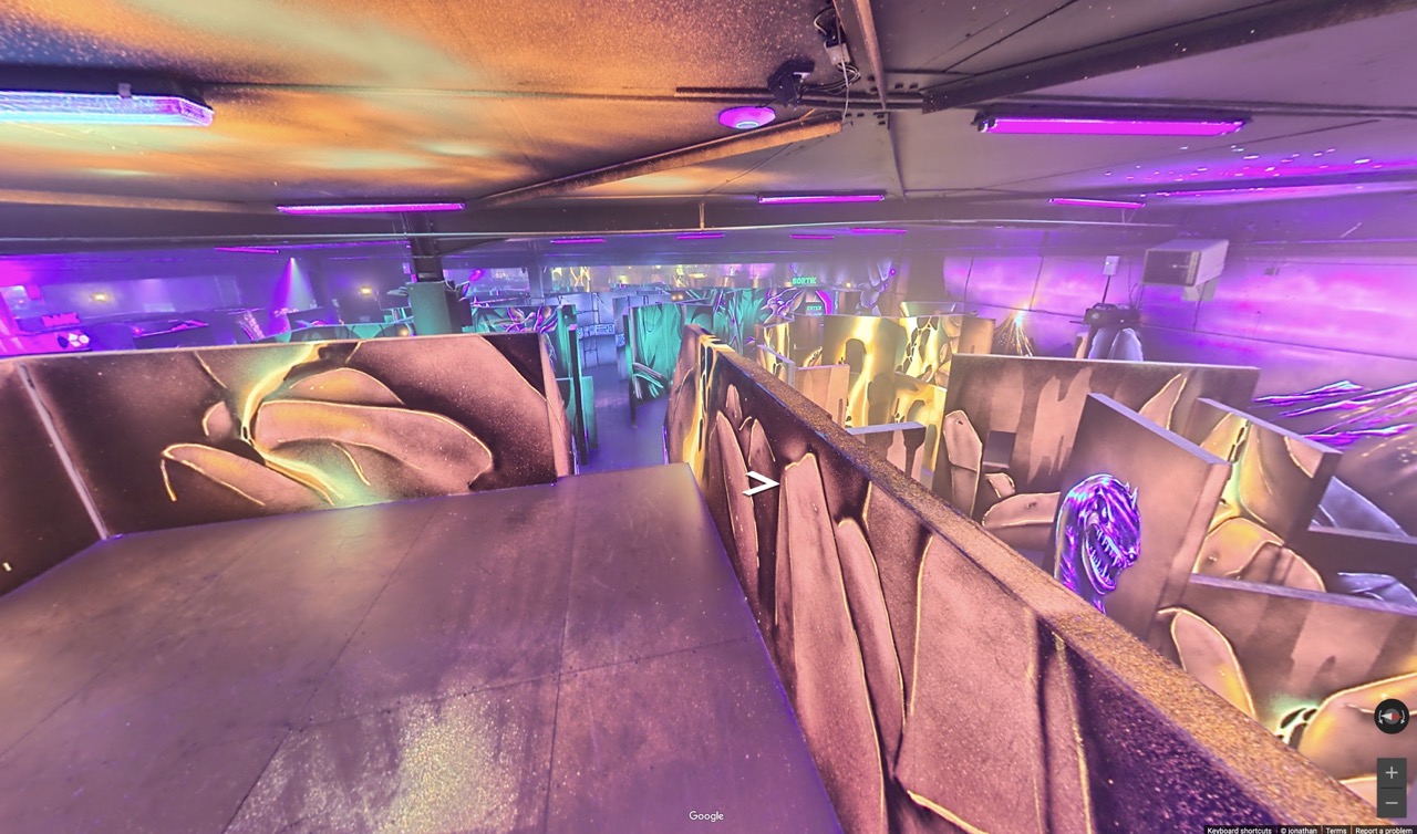 Laser World - À Propos